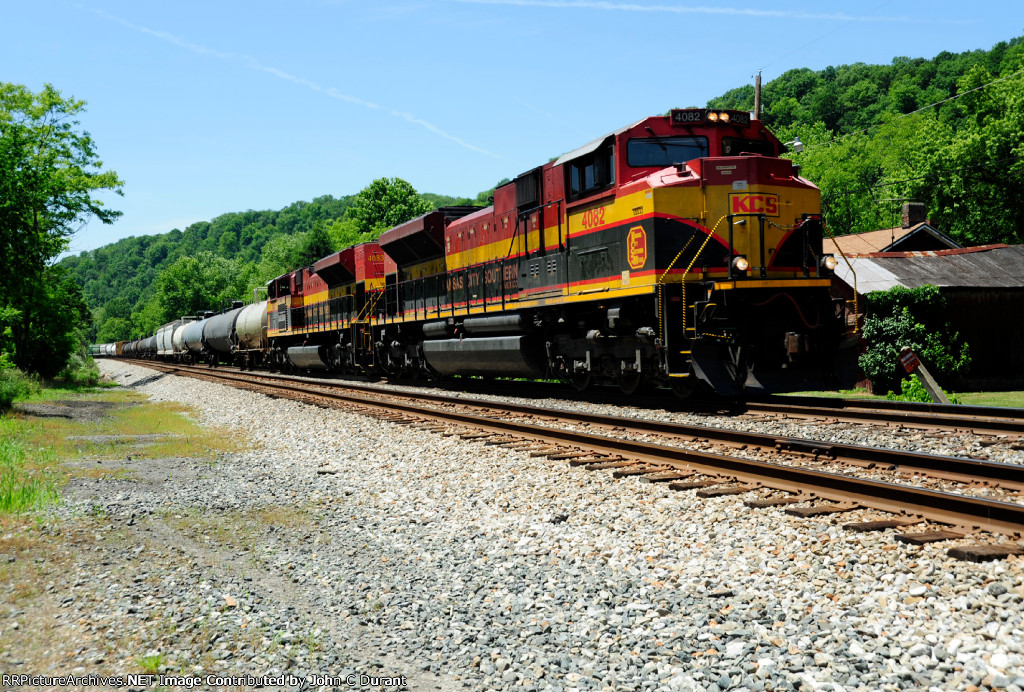 KCS 4082 and 4083 CSX Q389